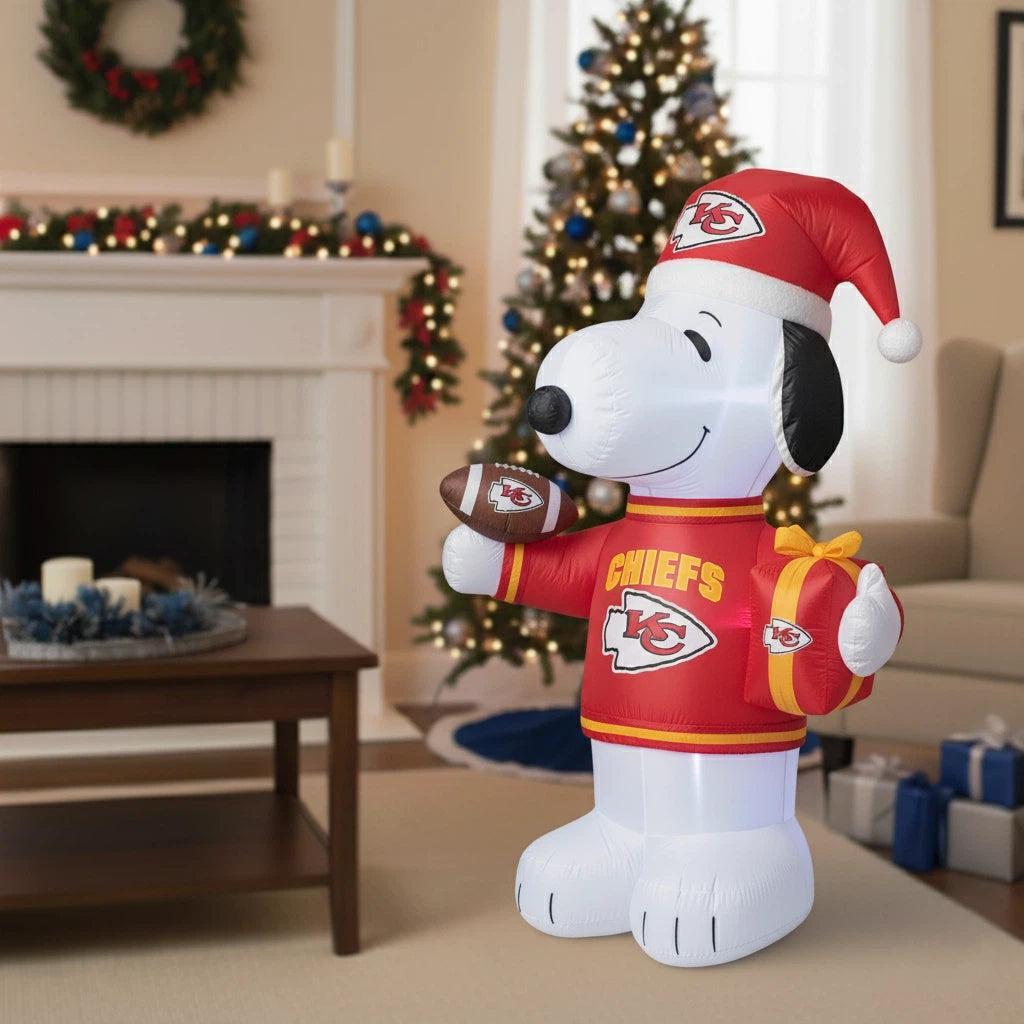 🎄 Inflatable Football Team Christmas Snoopy – Aethergift